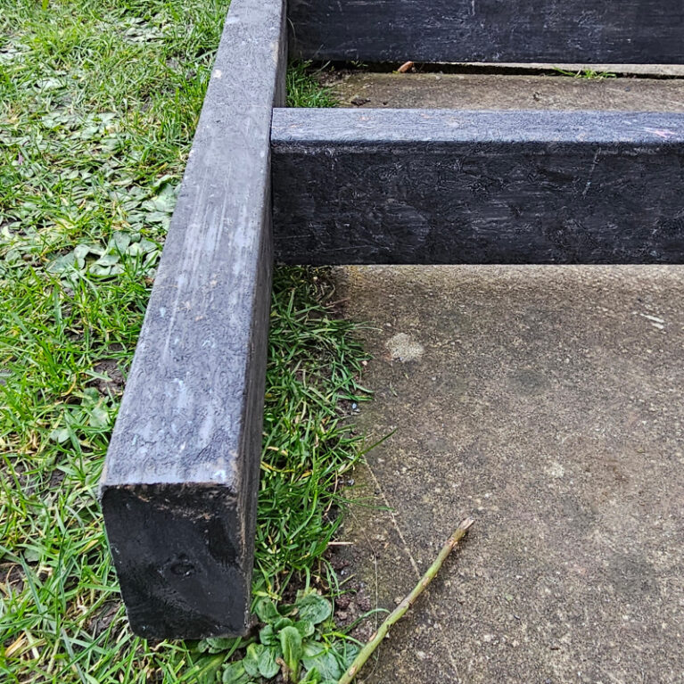 Decking Subframe Joist (Black) - LB Supplies