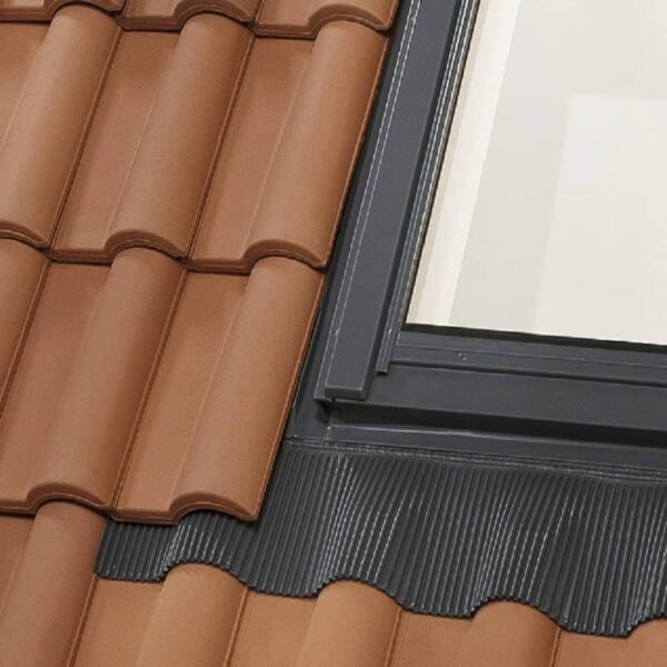 Dakea Universal Large tile Flashing Kit - LB Supplies